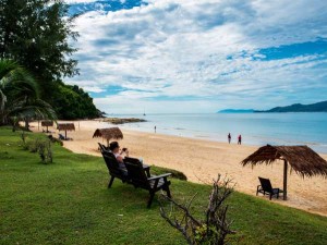 Pulau Sibu: Undeveloped Island (Johor) For Snorkelling & Diving